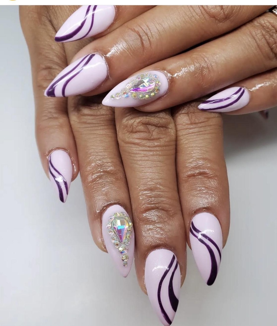 35 Stunning Designs for Spring Nails to Try in 2024
